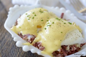 Corned Beef Hash Eggs Benedict | NoBiggie